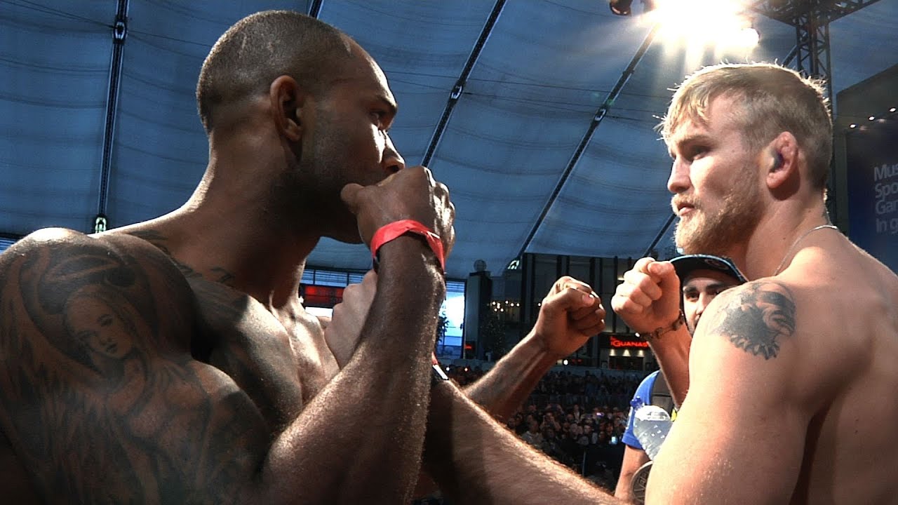 Fight Night London: Weigh-in Highlight - YouTube