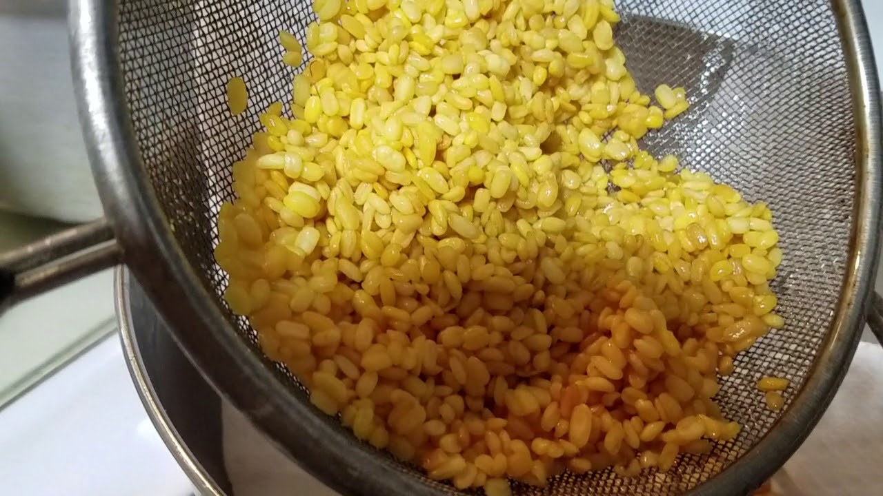 homemadestyle chewra nimko by maryamshahzad - YouTube
