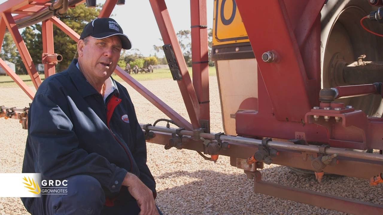 Spray Application GROWNOTES™: Boom Stability - adjusting boom wear pads ...