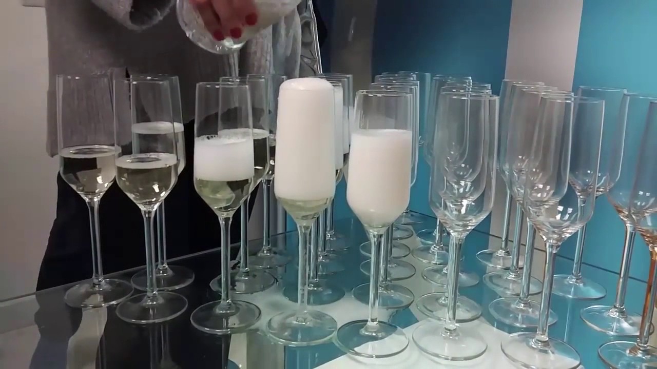 CRYP TRADE CAPITAL Открытие офиса в Испании BITCOIN ATM - YouTube