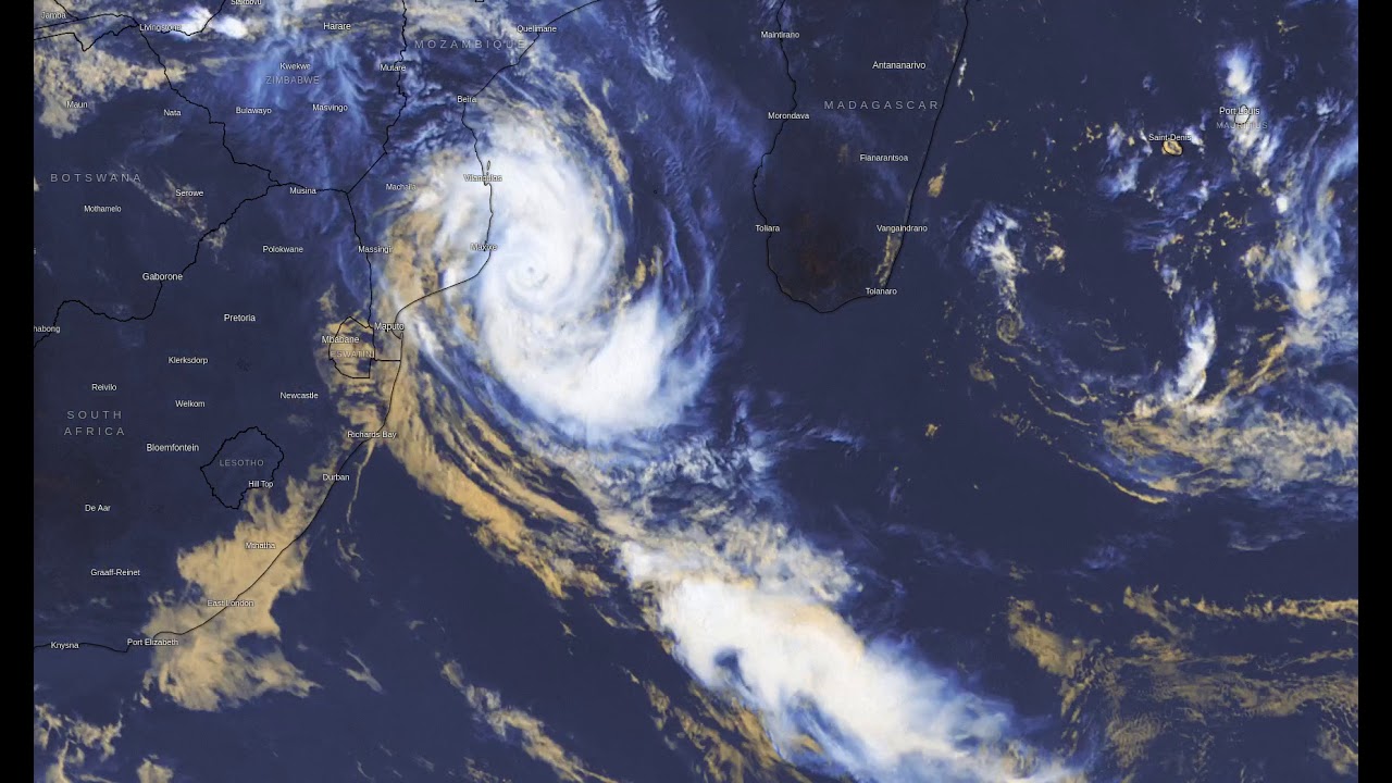 Cyclone Guambe [HD] - YouTube