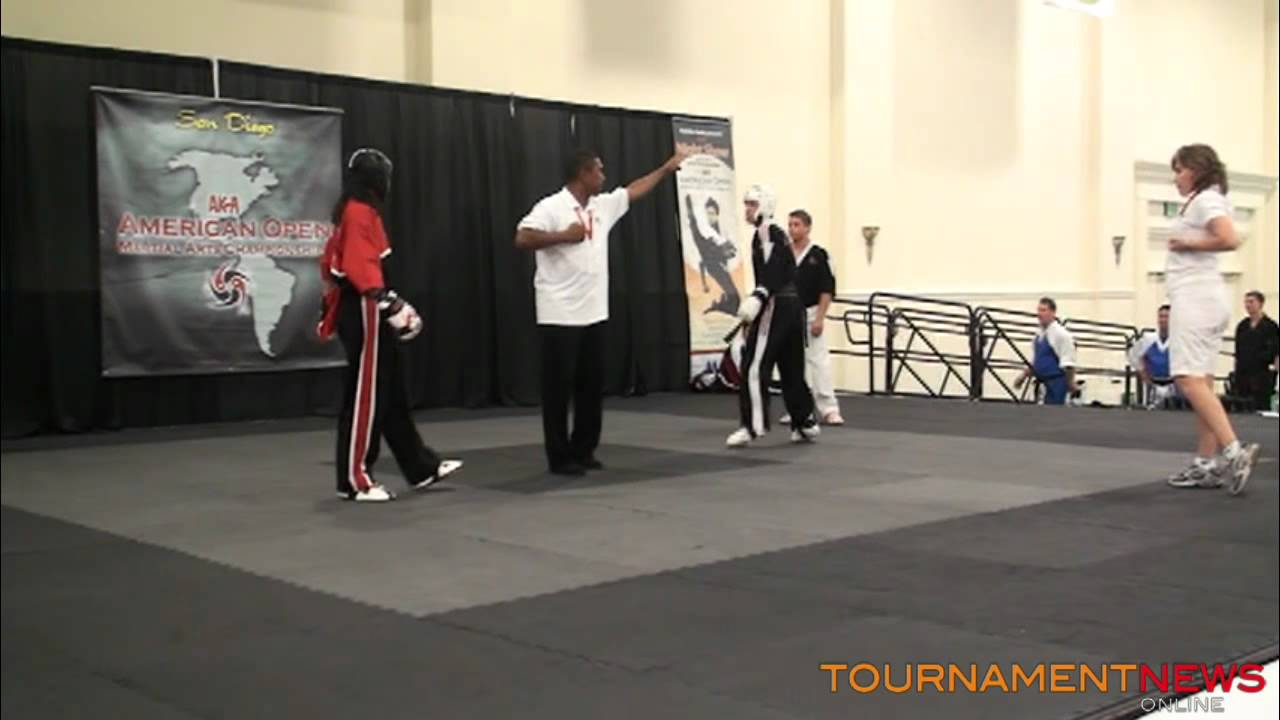 Unknown vs Michael Moorman at American Open 2012 - YouTube