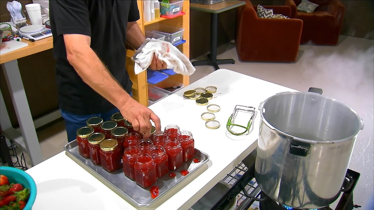 Vela Farms (Texas Country Reporter) - YouTube