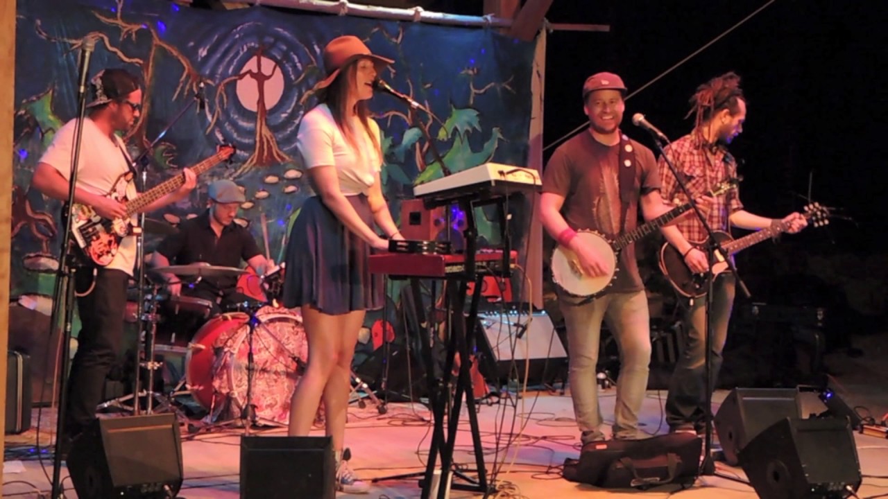 Shred Kelly - Live at the Passion Bowl - YouTube