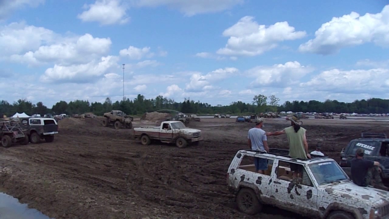 Locked-n-Loaded Mud Truck at Michigan Mud Jam 2017 - YouTube