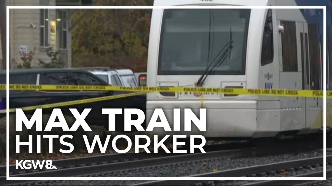 Construction worker hit and killed by MAX train in east Portland - YouTube