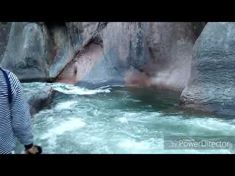 Fukiware No Taki - One of the waterfalls in Japan