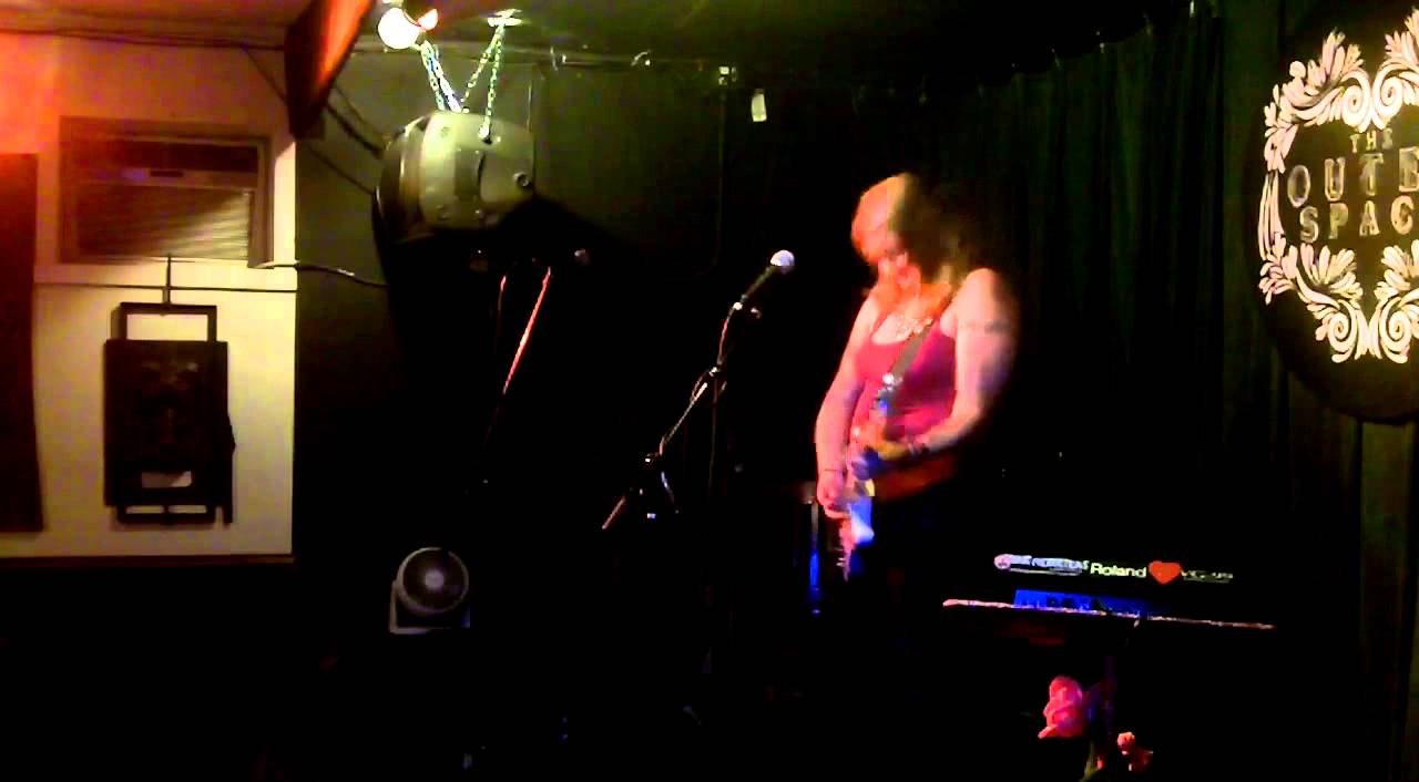 Kari Bunn "Drink Deeply" - YouTube