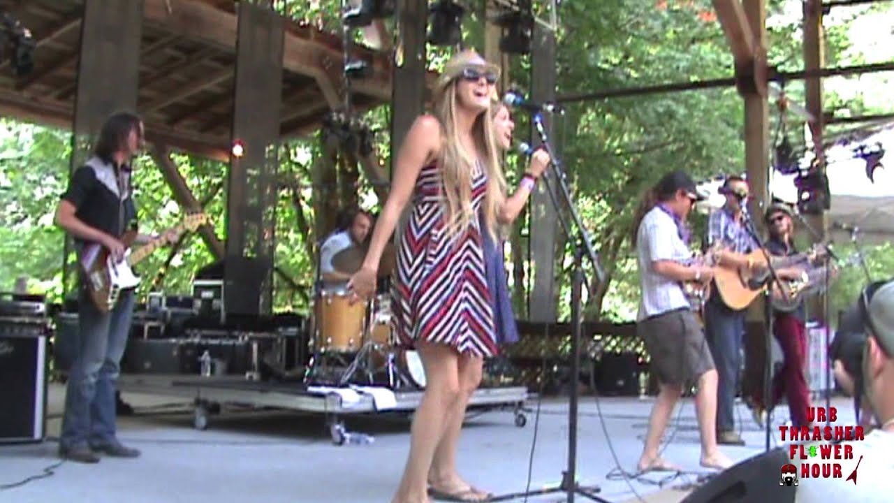 UTFH: Fruition - Your Love Keeps Lifting Me (String Summit) - YouTube