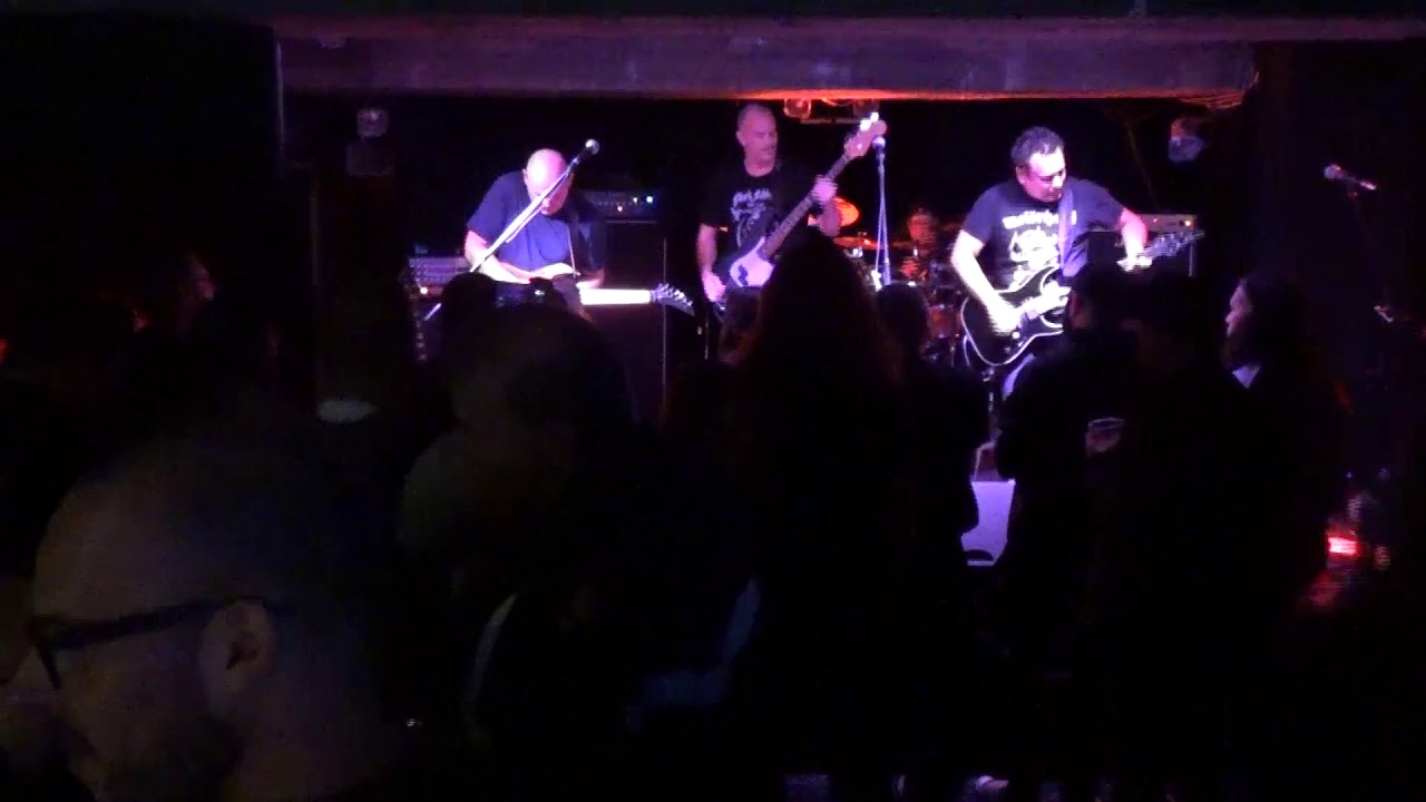DBC live in Montréal - YouTube