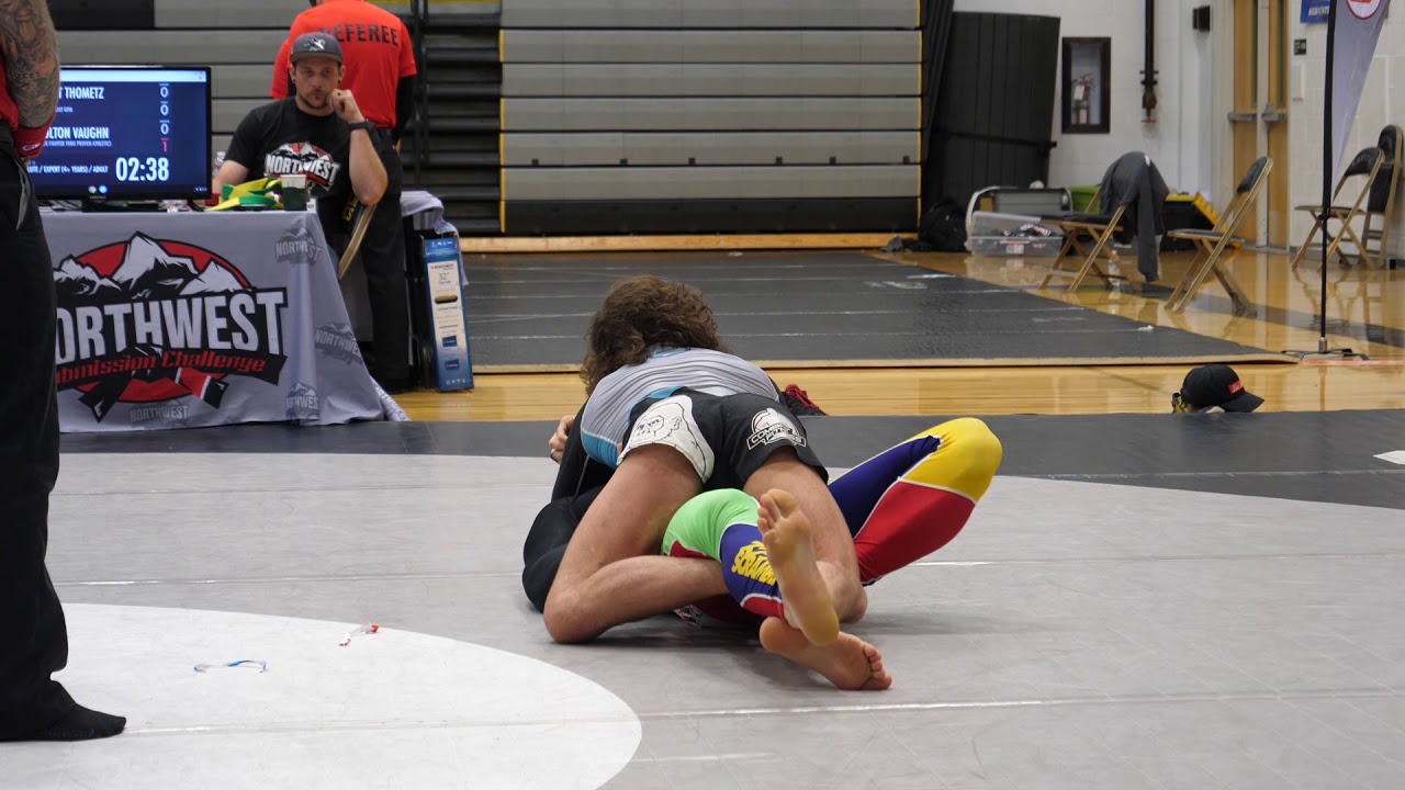 Scott Thometz vs Colton Vaughn - YouTube