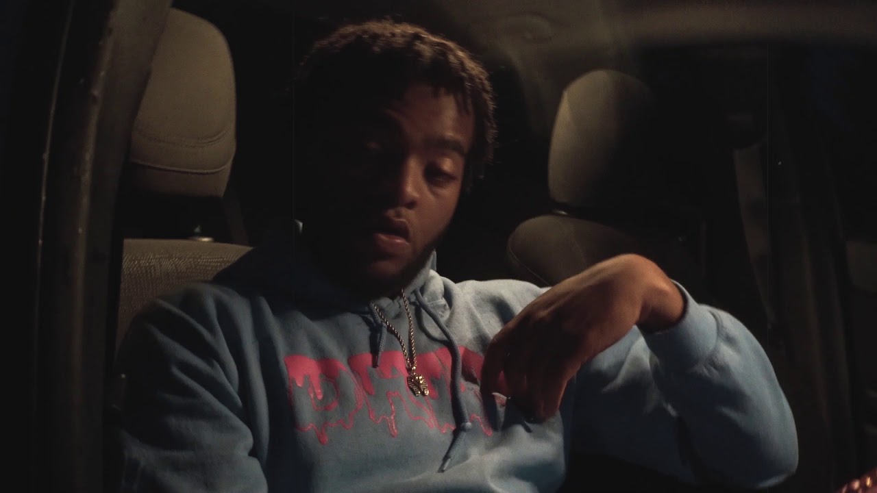 Rexxo - One Mic (Official Video) - YouTube