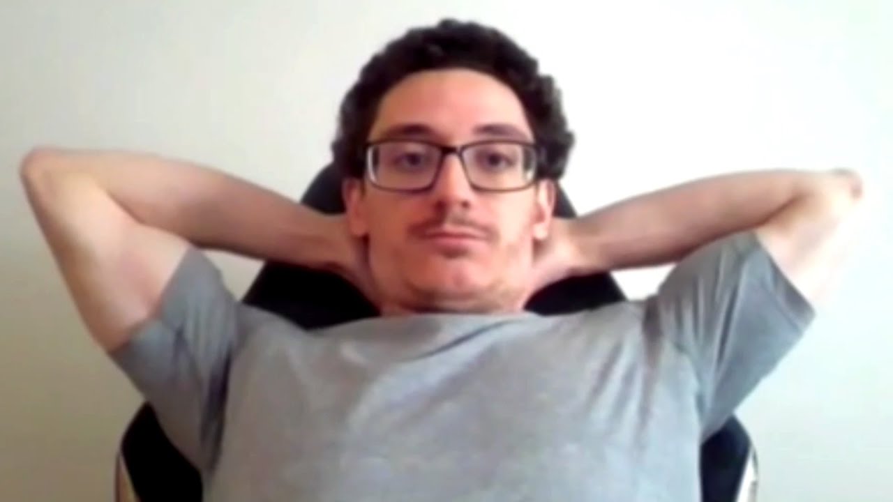 Fabi is Flexing Those Biceps - YouTube