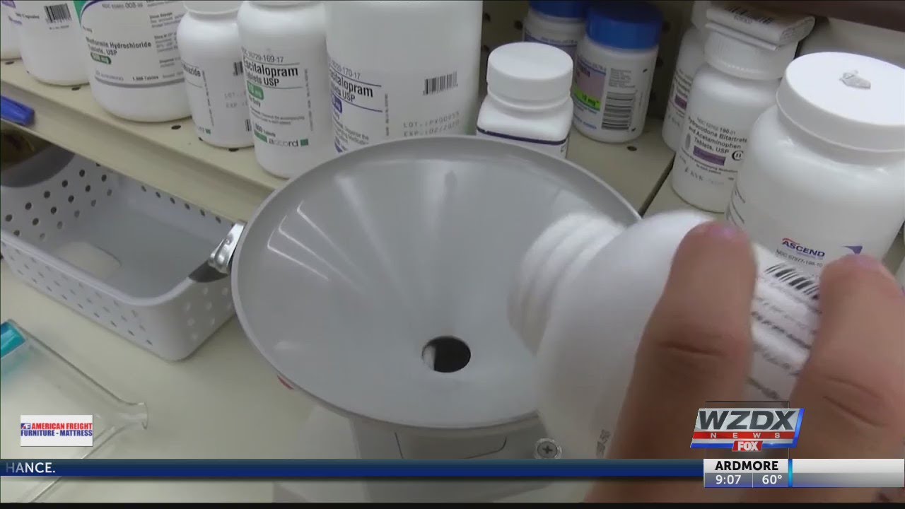 Congress working to regulate prescription drug prices - YouTube