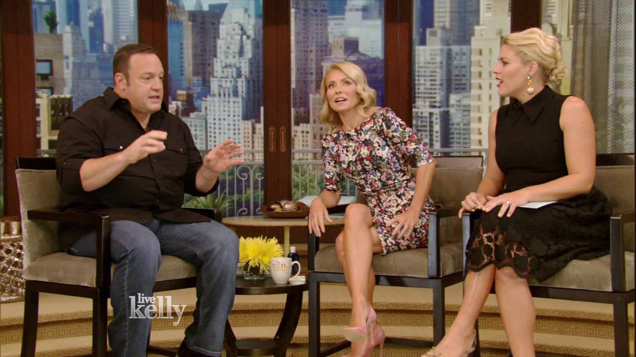 Kevin James Performs with Billy Joel - YouTube