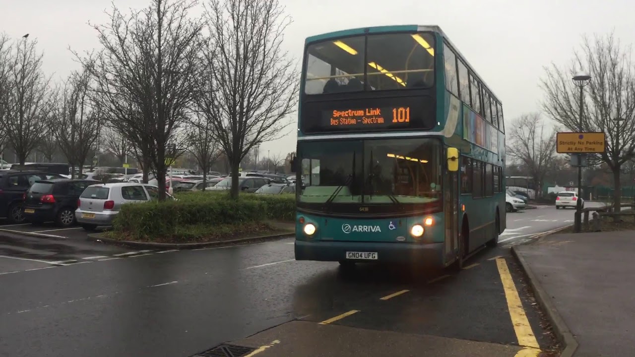 Here is the 101 bus in Guildford - YouTube