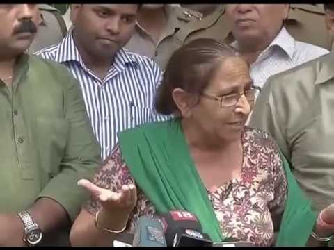 Watch story of Sarabjit Singh who died in Pakistan jail - YouTube
