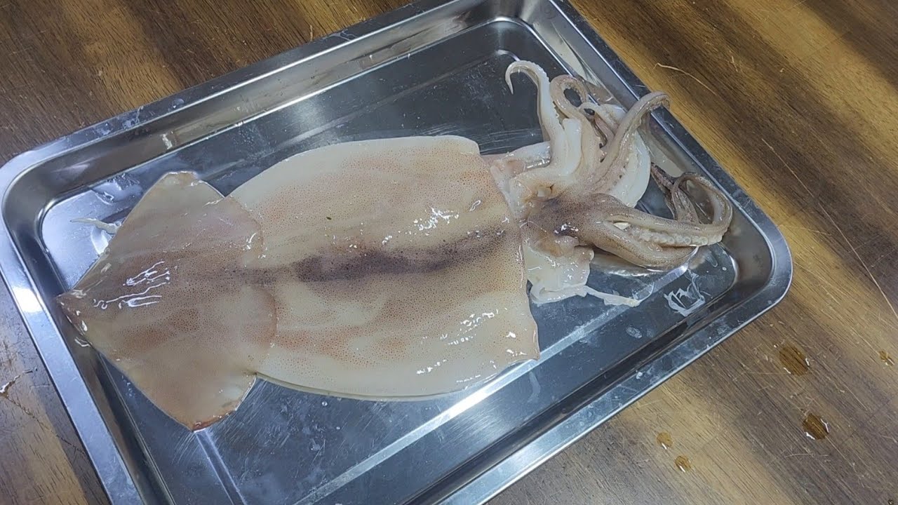 오징어를 이렇게 만들었더니 손님들이 이것만 집어가서 드십니다/ 밀가루 없는 냉이오징어전 Gluten-free Squid ...