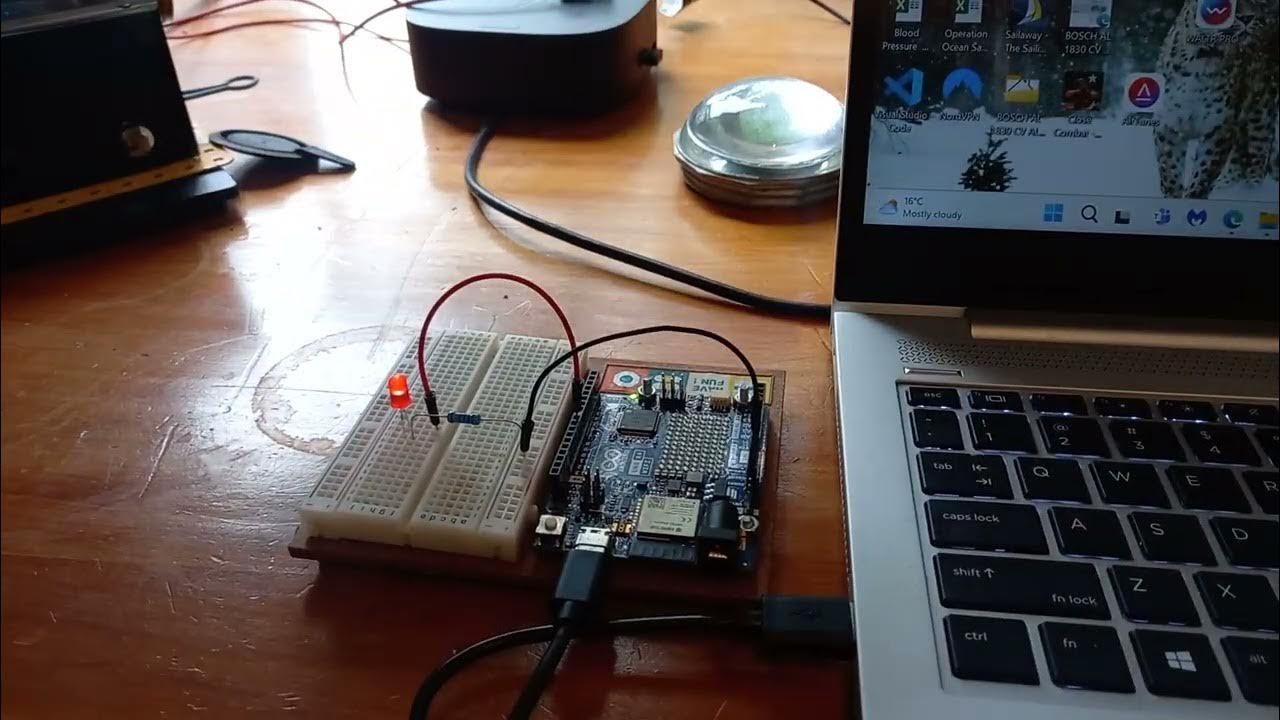 Paul Mcwhorter S Arduino Uno R4 Wifi Lesson 14 Youtube