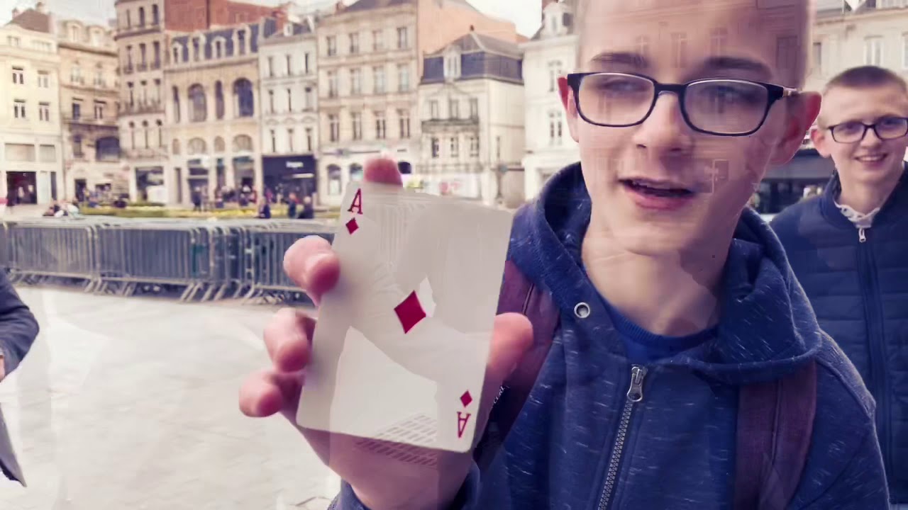 SPLIT-CARD by Mickael Chatelain (English Version) - YouTube