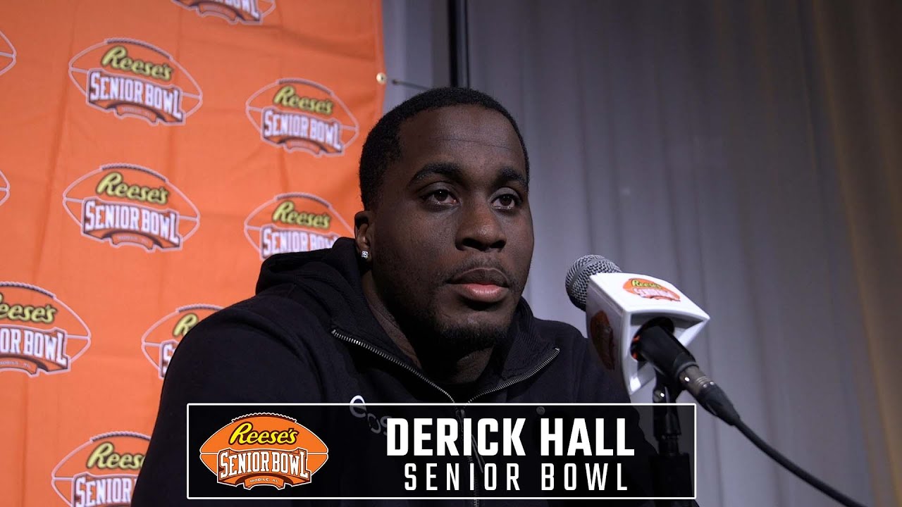 Auburn linebacker Derick Hall at the Senior Bowl - YouTube