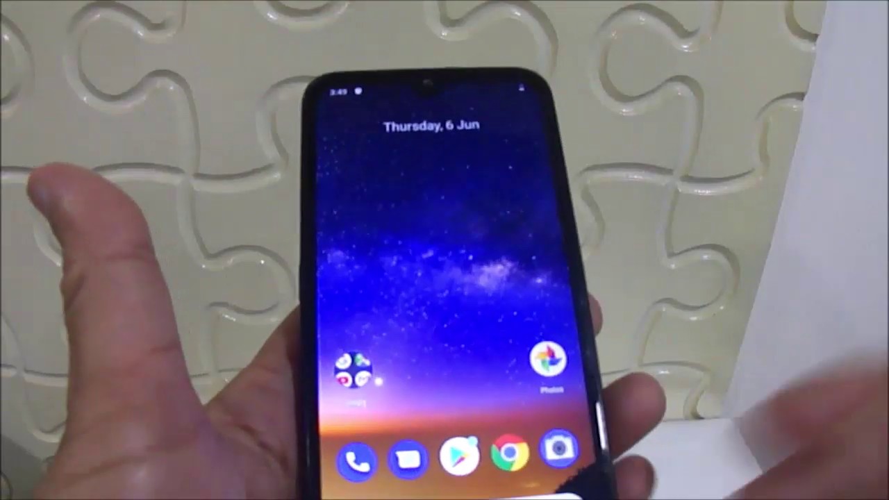 Unboxing and First Look of Nokia 2 2 - YouTube