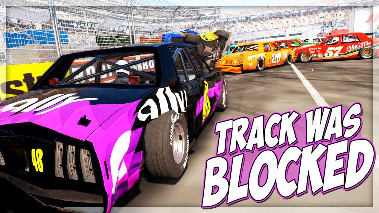 NEVER SEEN THIS BEFORE // Wreckfest NASCAR Legends Racing - YouTube
