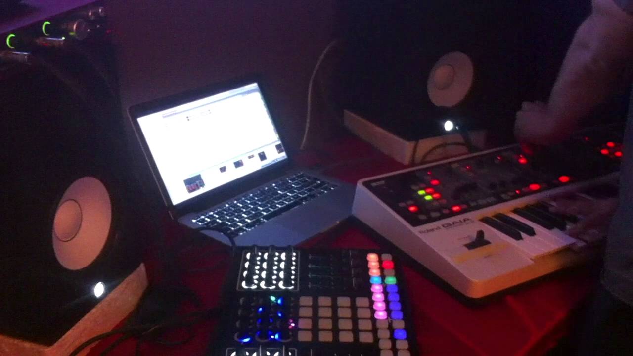 Livid İnstruments - cntrl r tutorial review - YouTube