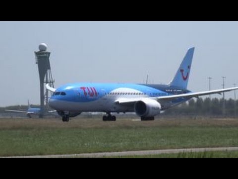 TUI Boeing 787-8 Dreamliner (PH-TFK) Take off @ Amsterdam Schiphol ...