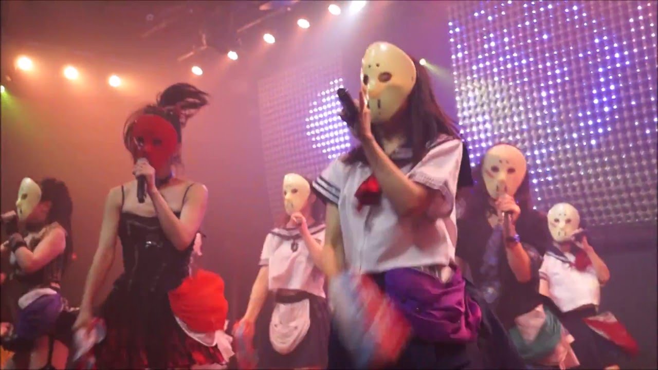Kamen Joshi - Japan's Masked Idol Group Live Footage - YouTube