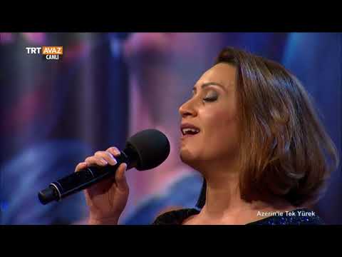 Azerin ve Ali Çakar birlikte söylüyor \