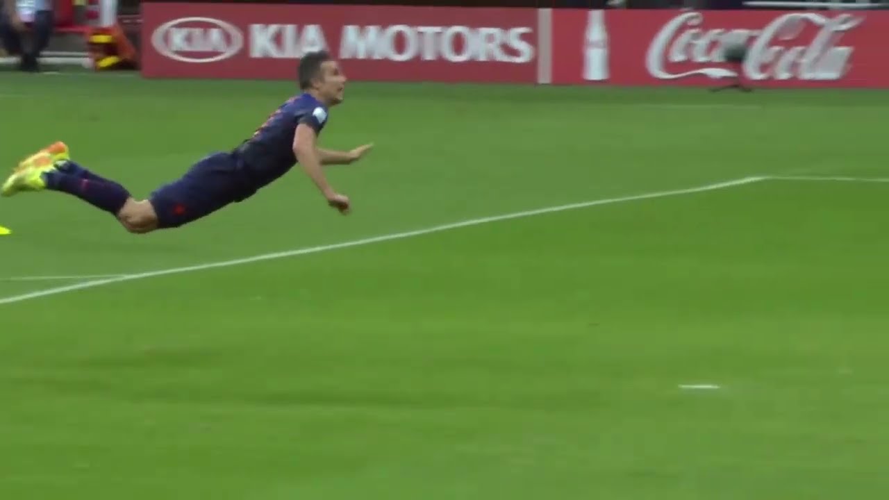Robin Van Persie World Cup Diving Header - YouTube