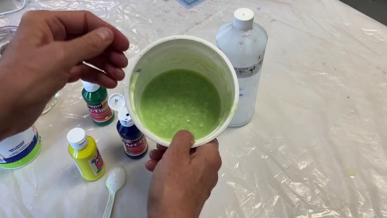 Coloring Pulp with Tempera Paint - YouTube