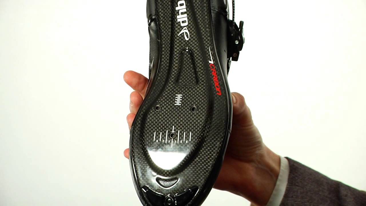 dhb R2.0C carbon shoe: Unboxing - YouTube