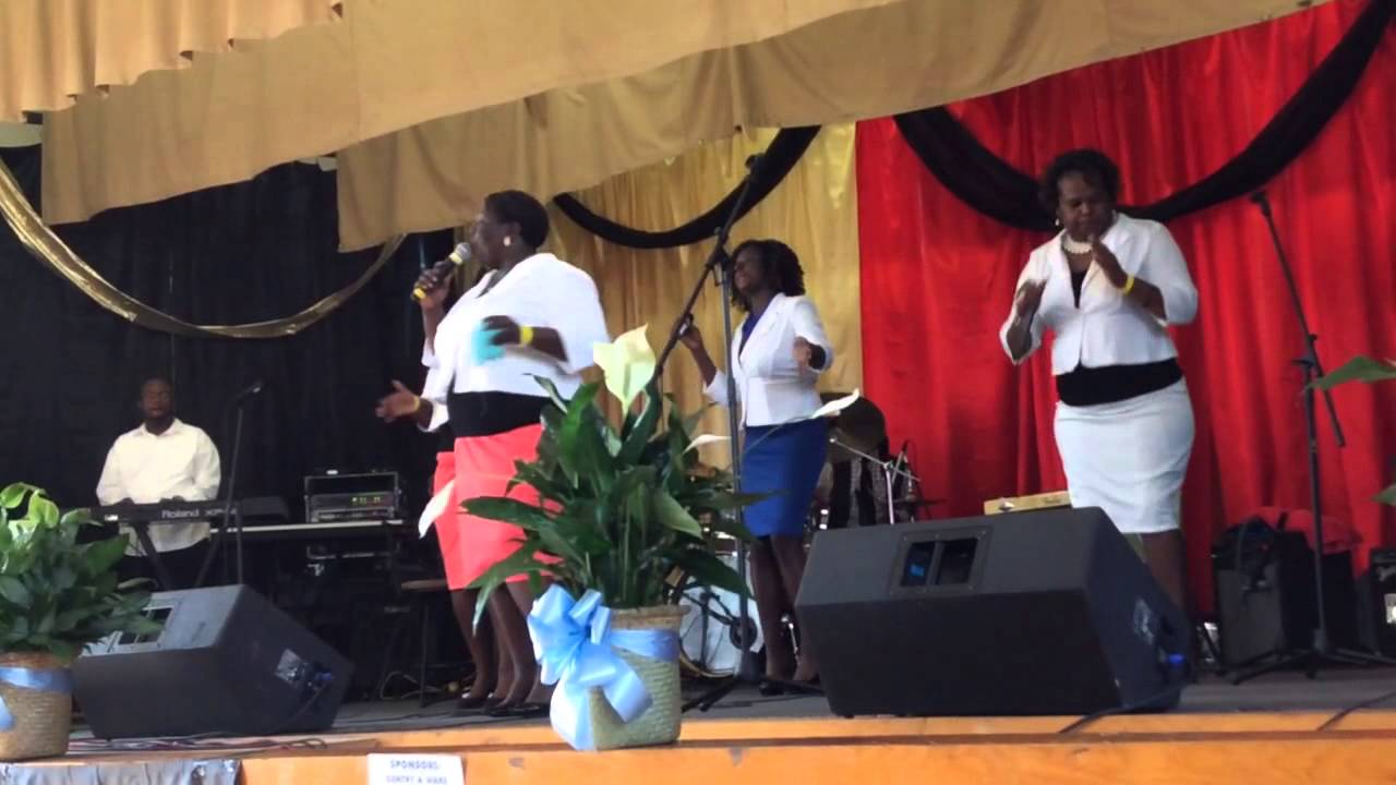 Unity Singers - YouTube