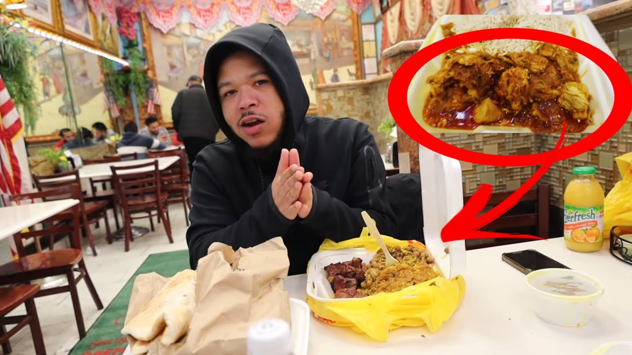 Trying the only restaurant open at 1am - YouTube