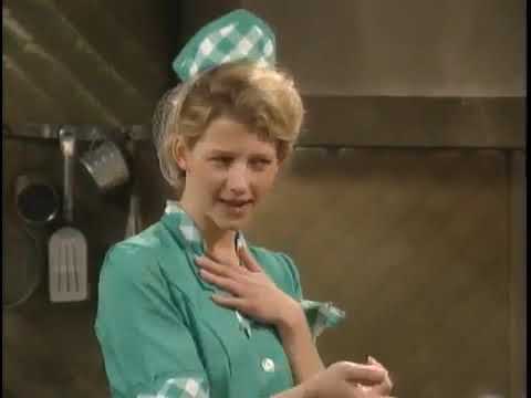 Davis Rules S02E04 The Moment of Youth - YouTube