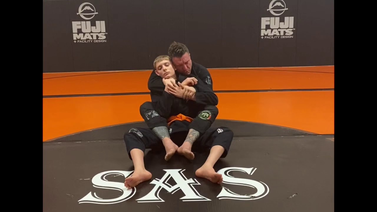 SAS Kids Team Back 2 - YouTube