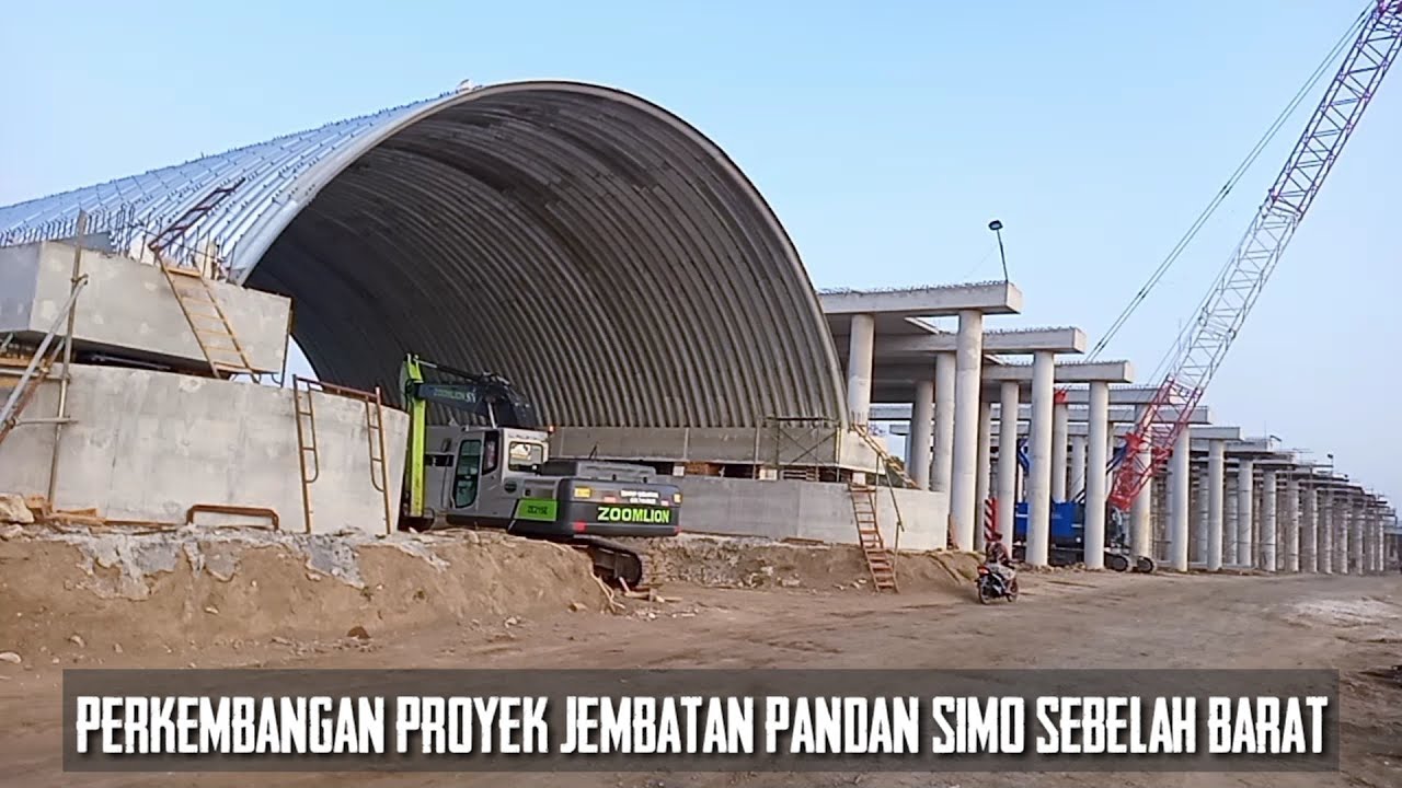 Perkembangan proyek nasional jembatan pandan simo di sebelah barat ...