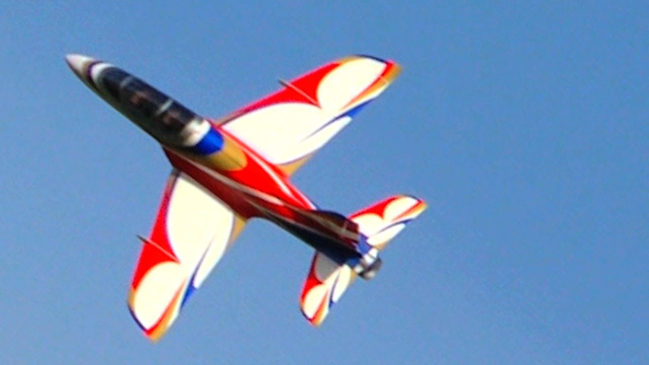 HSD Super Viper Jet first flight at SCCMAS - YouTube