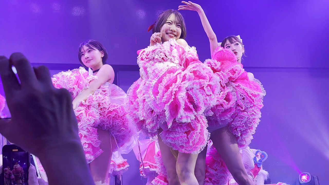 ROKUSAN ANGEL（旧バーレスク東京）「Love Me Like You」（Queen : Puni/ぷに,Rumi/るみ ...