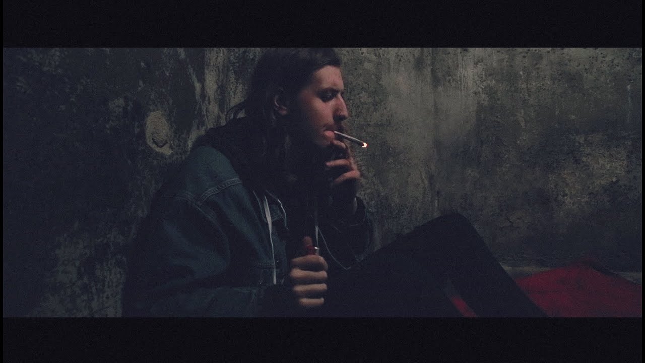 Earl Grey - Hollow (OFFICIAL MUSIC VIDEO) - YouTube