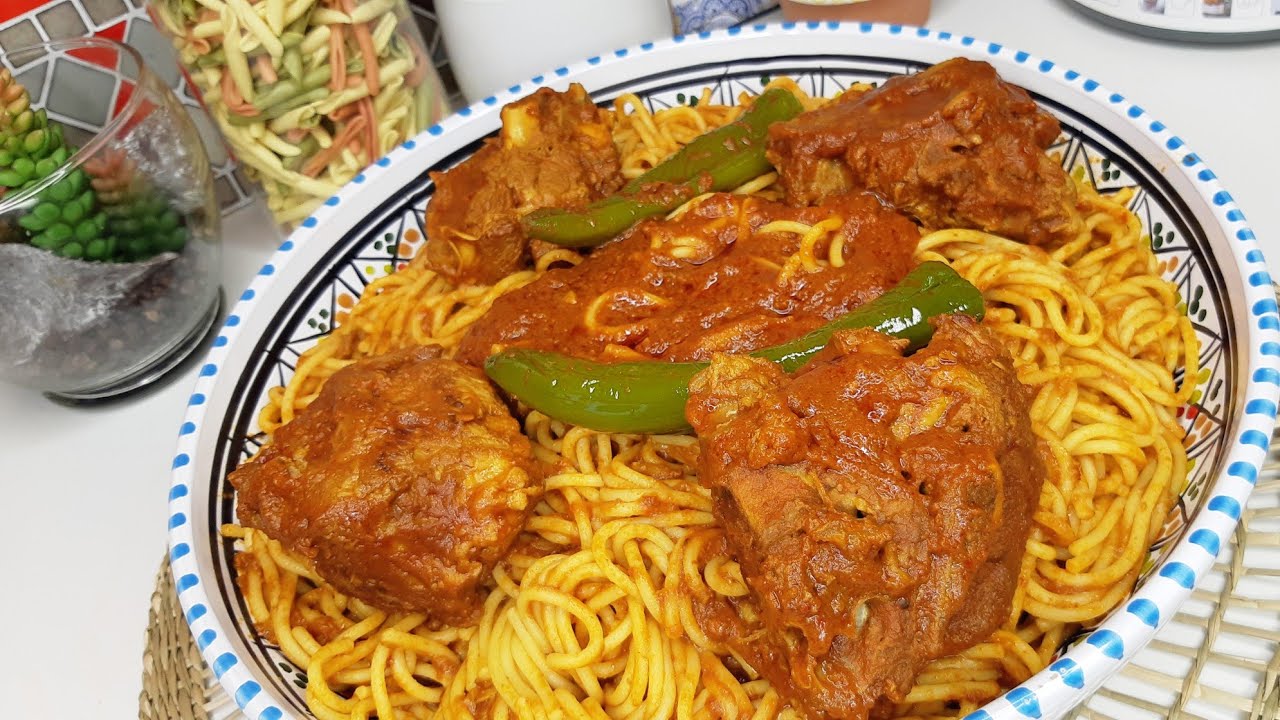 سباقيتي تونسية باللحم بنة بنة ماكيفهاش😋 Spaghetti tunisienne à la ...