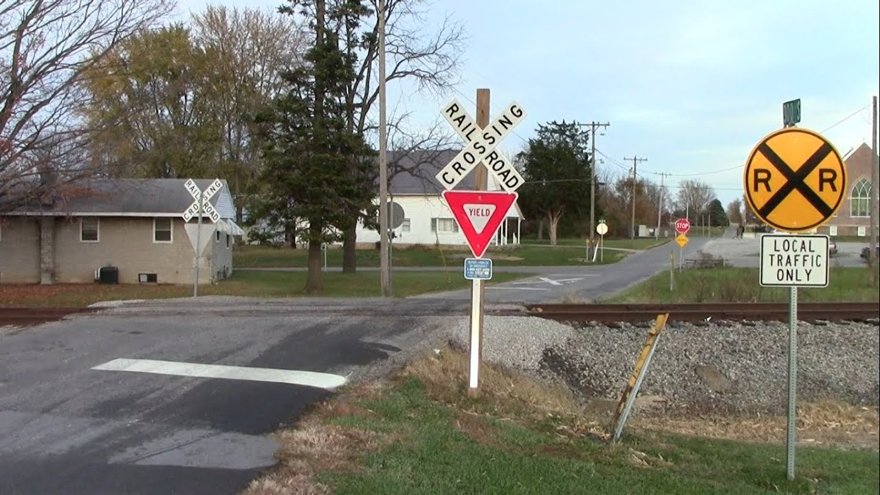 County Road 300 South Railroad Crossing - TPW 5008 and TPW 1538 in ...