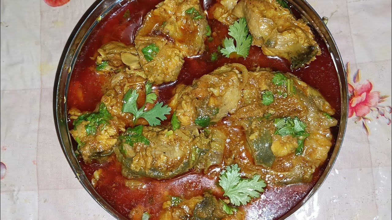 Magur machli recipe। मांगुर मछली बनाने का न्यू देसी तरीका। Fish curry ...