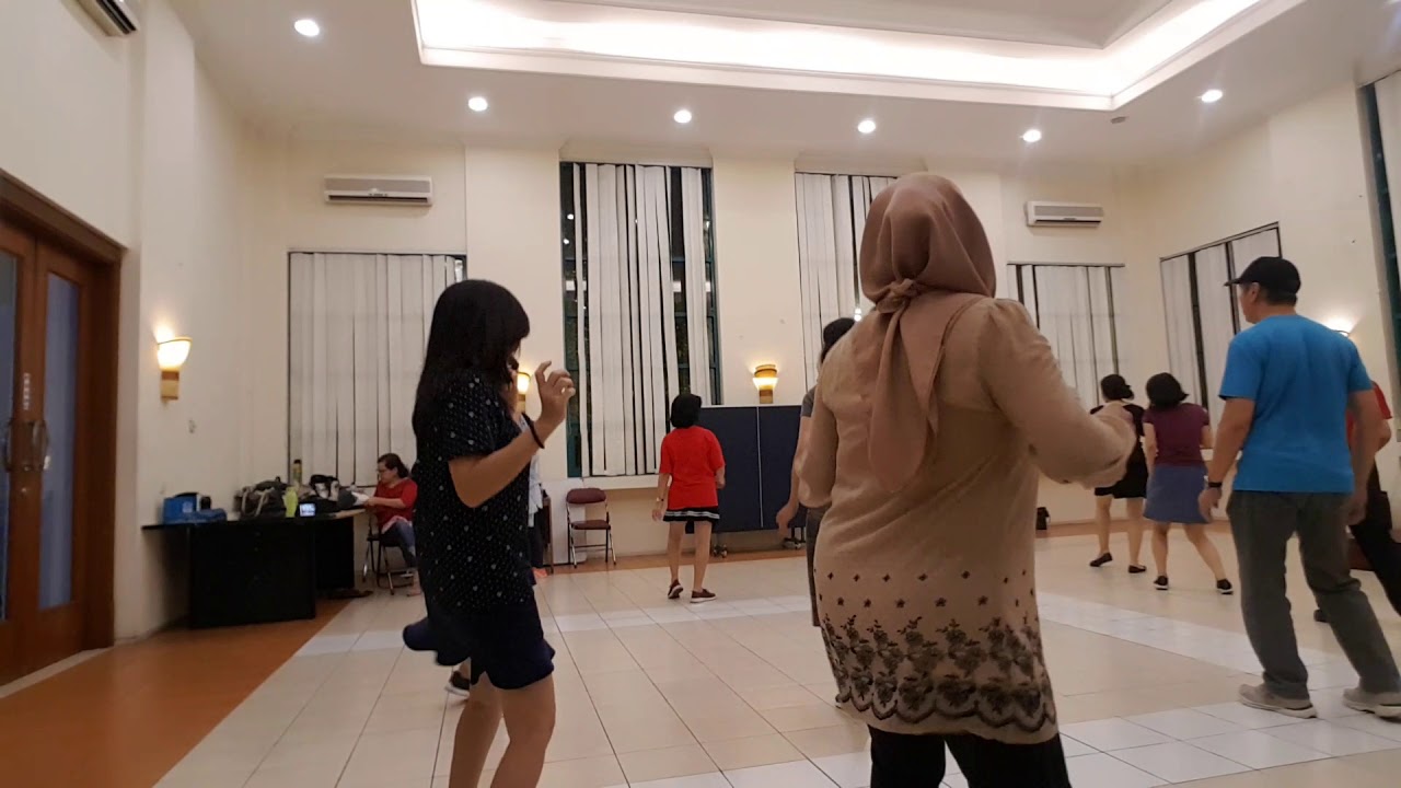 Boogie Jive line dance (exercise) - YouTube