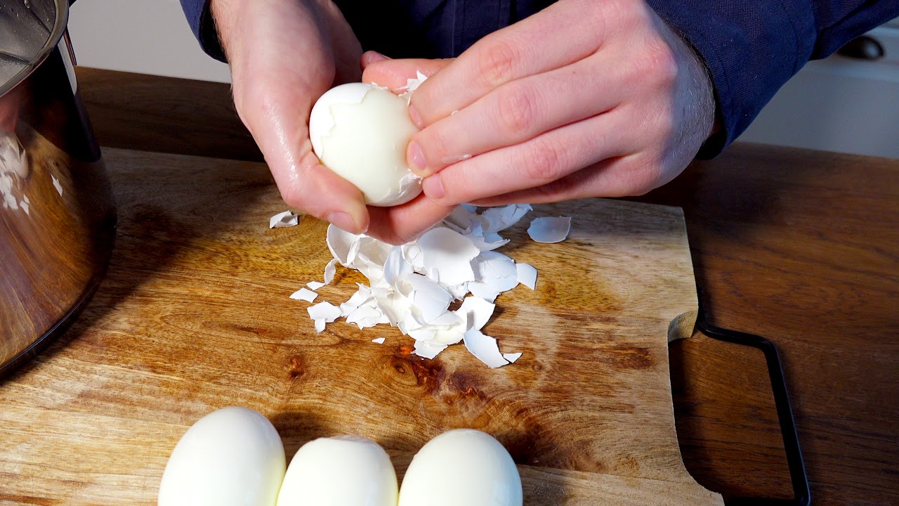 Skala ägg snyggt och enkelt - YouTube