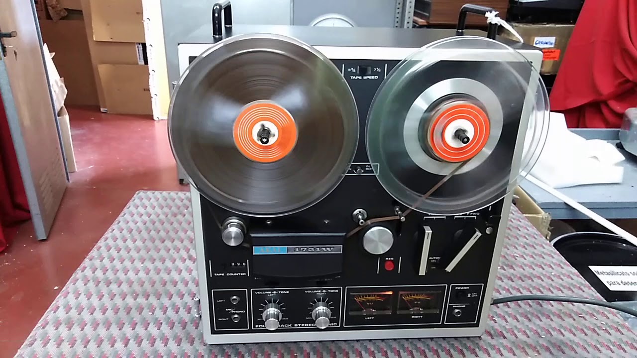 Akai 1721w serie 01996 - YouTube