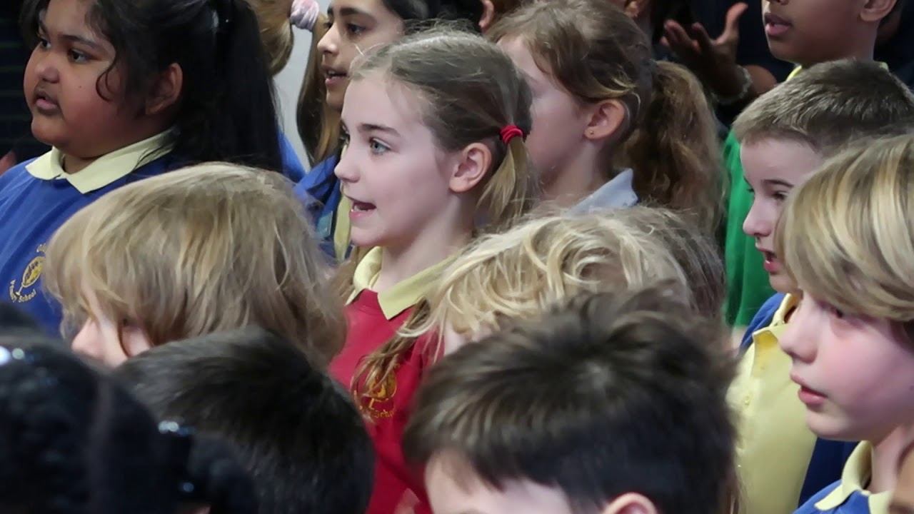 GLOBE PRIMARY SCHOOL SIGN2SING 2019 standing up - YouTube