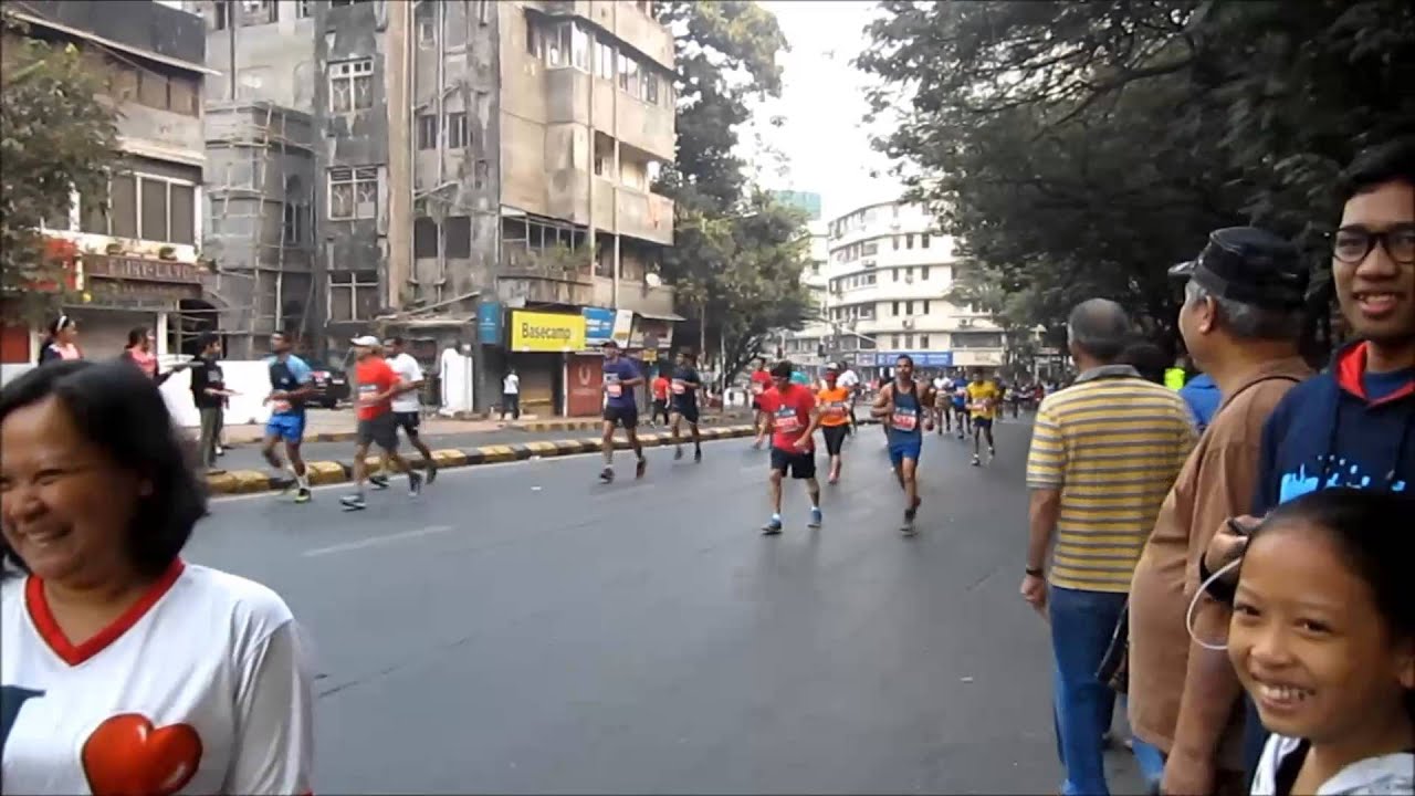 Mumbai Marathon 2015 Pedder road - YouTube
